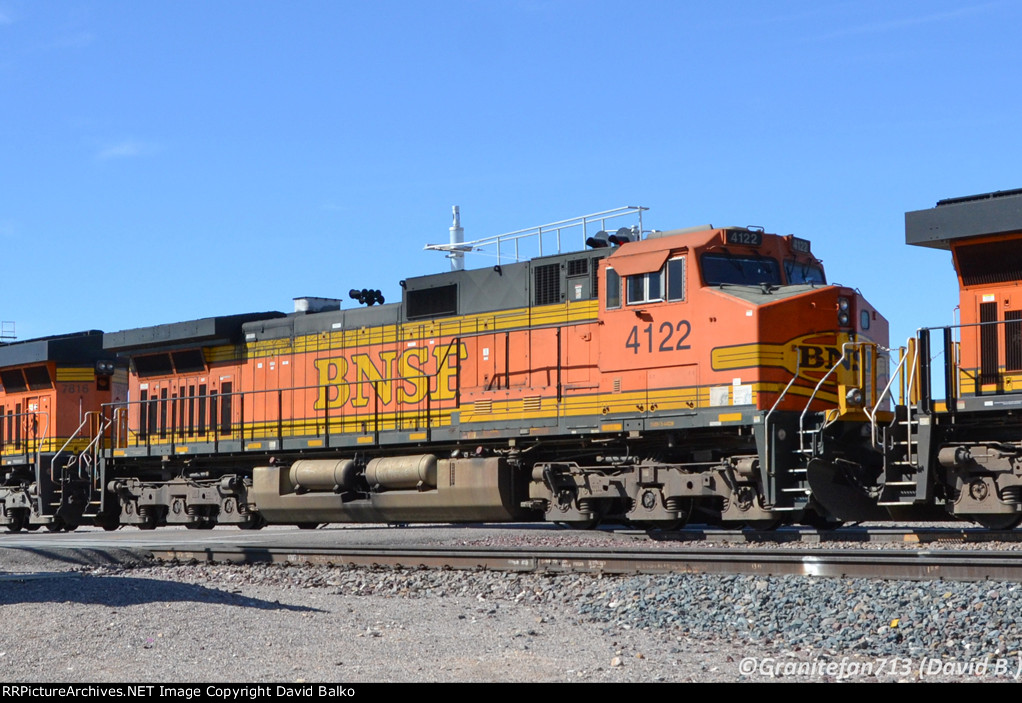 BNSF 4122